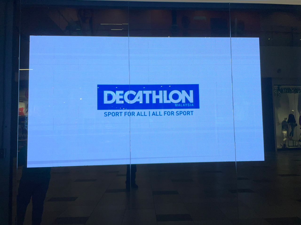 Decathlon MyTown Cheras LED Display Installation - Ledvision