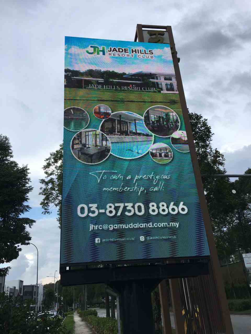 Discover Gamuda Jade Hills Kajang Selangor Unipole LED Display